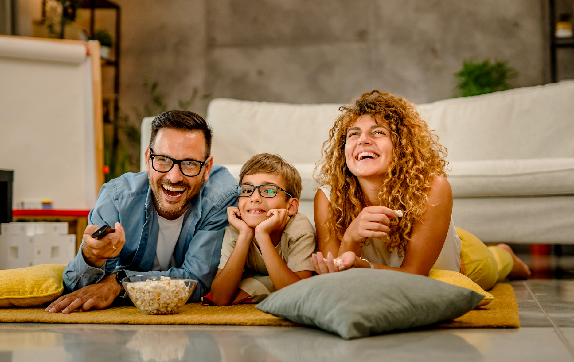 Internet, Telefonía y Televisión Contrata - izzi